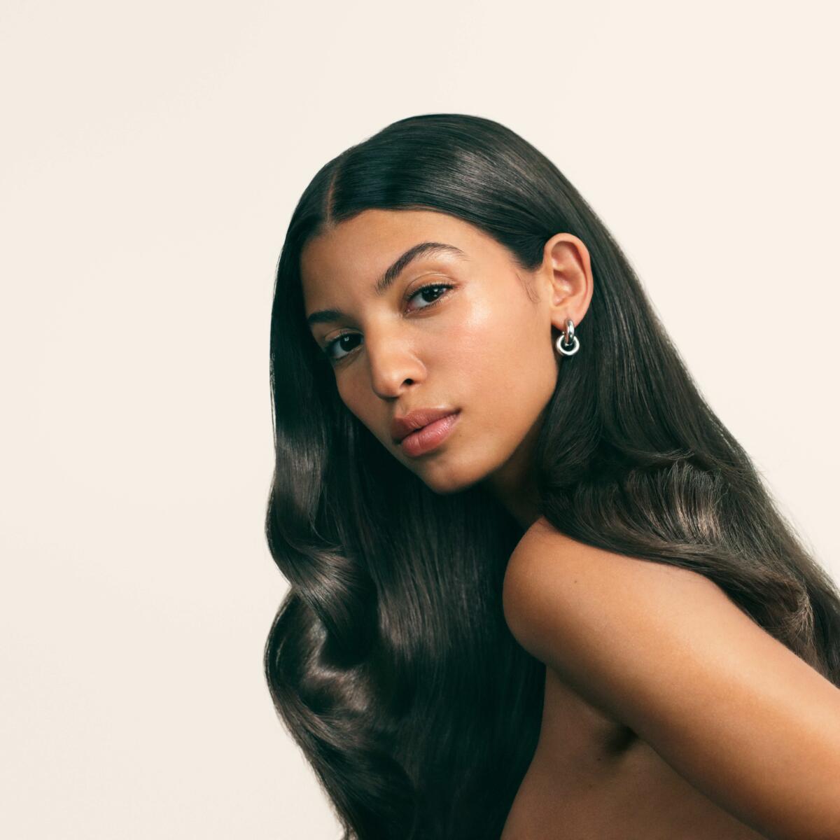 Cómo evitar el Cabello sin brillo en invierno. | casa actual